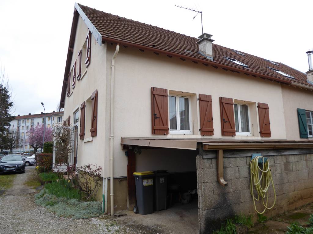 Maison 6 pièces (4 chambres) à Besançon - 112.30 m² - Vente Maison 6 pièces (4 chambres) à Besançon - 112.30 m² - Vente